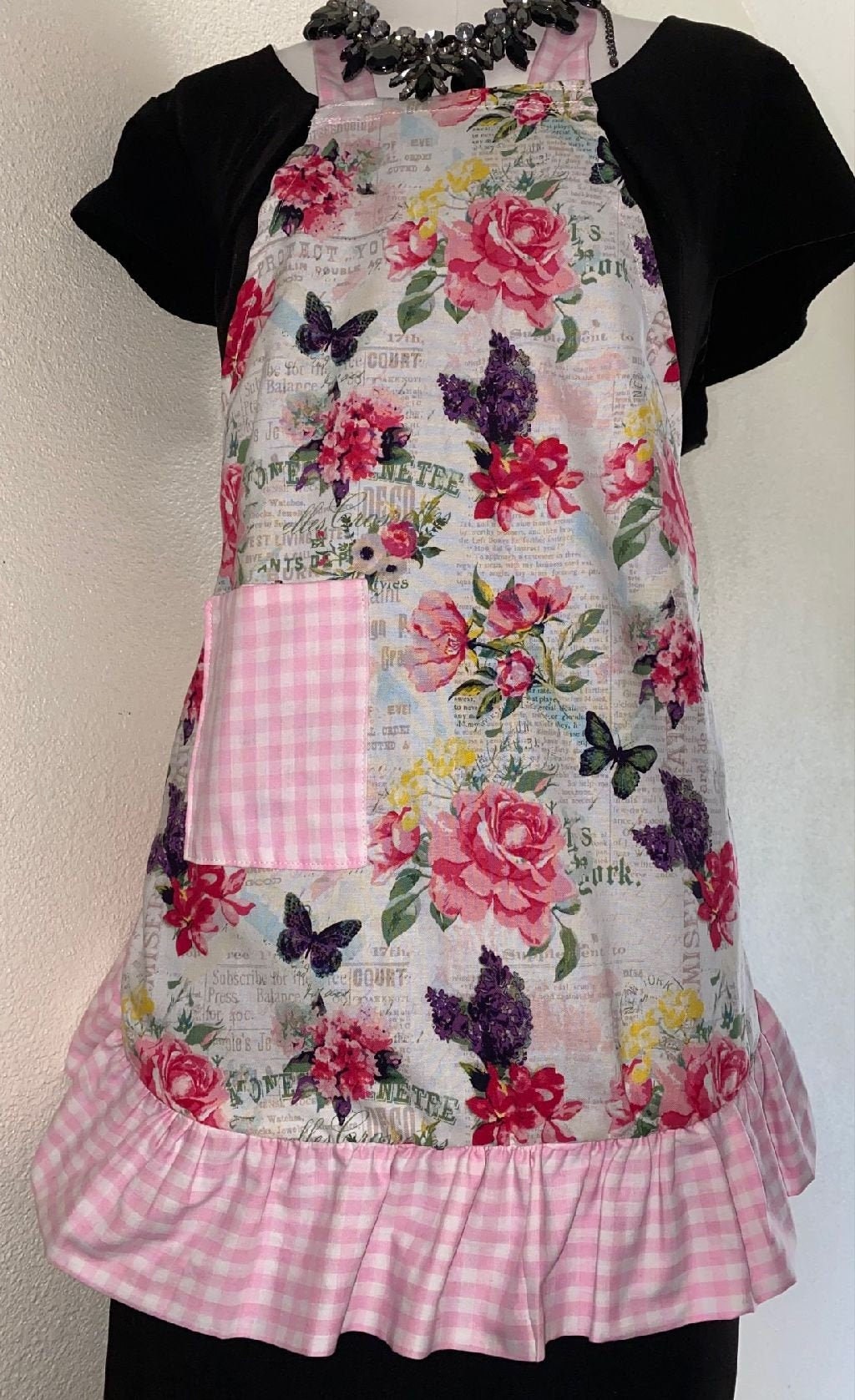 Womens Pink Floral Fun and Frilly Apron - Etsy