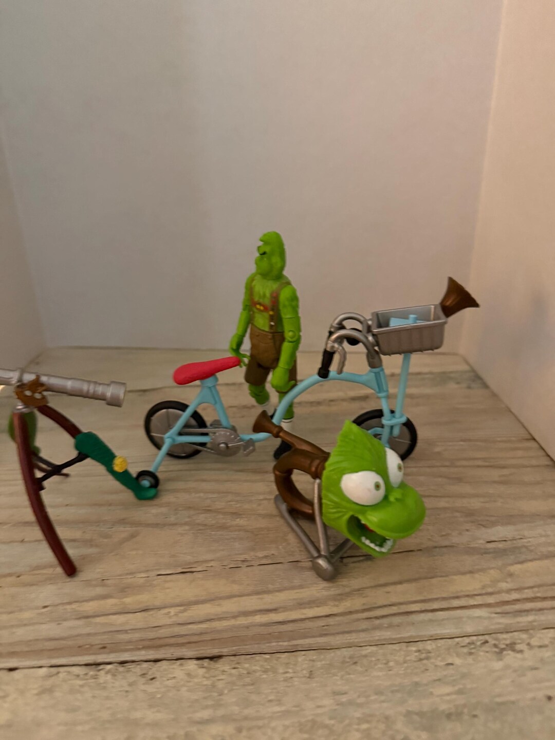 2000 Playmates Grinch N Bike Lederhosen - Etsy
