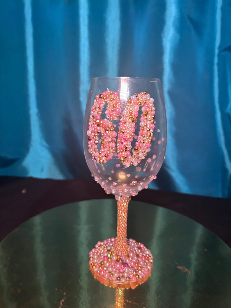Custom Milestone Pearl Wine Glass 21st | 30th | 40th | 50th | 60th - Etsy