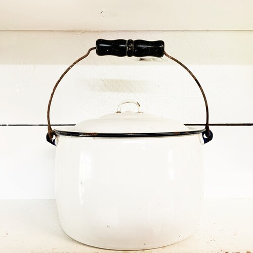 Pots & Pans Grey Rimmed Small Enamel Pan Refikadan By Refika Birgul ...
