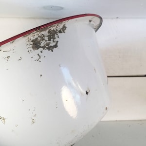 Very Large and Very Deep Rustic White and Red Trimmed Enamelware Basin ...