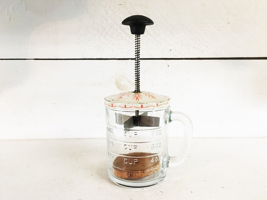 Vintage Kitchen Chopper With Glass Measuring Cup Vintage Kitchen Tools ...