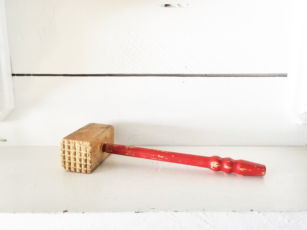 Faded Red Wooden Handled Long Wood Meat Mallet/vintage Kitchen Mallet ...