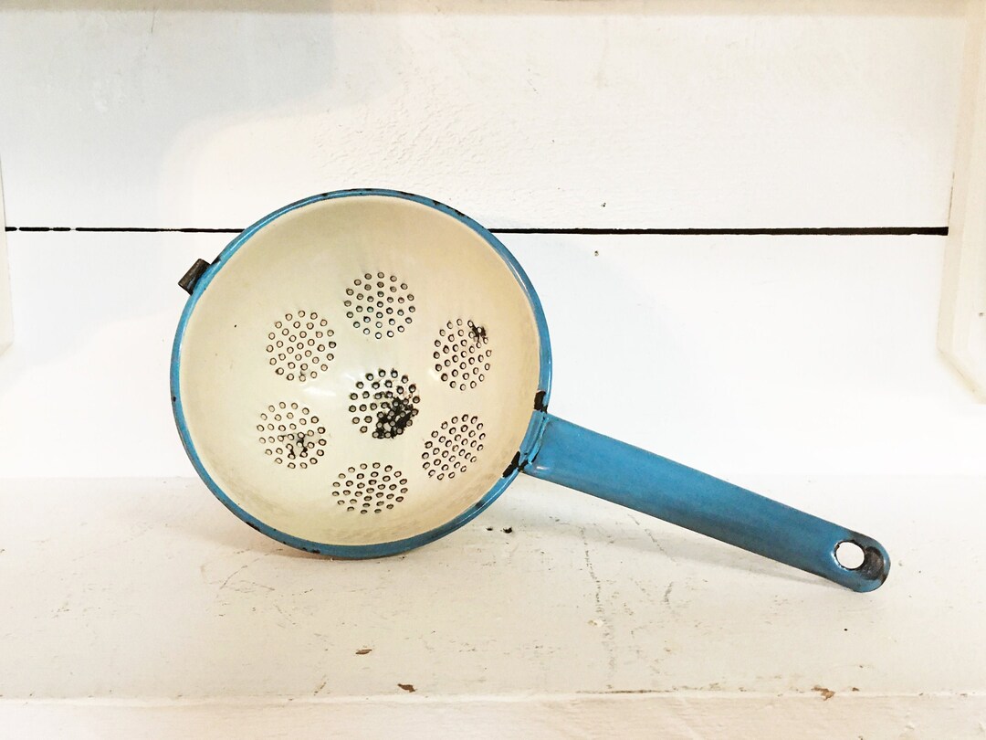 Vintage Beige and Baby Blue Enamelware Long Handled Colander With Side ...
