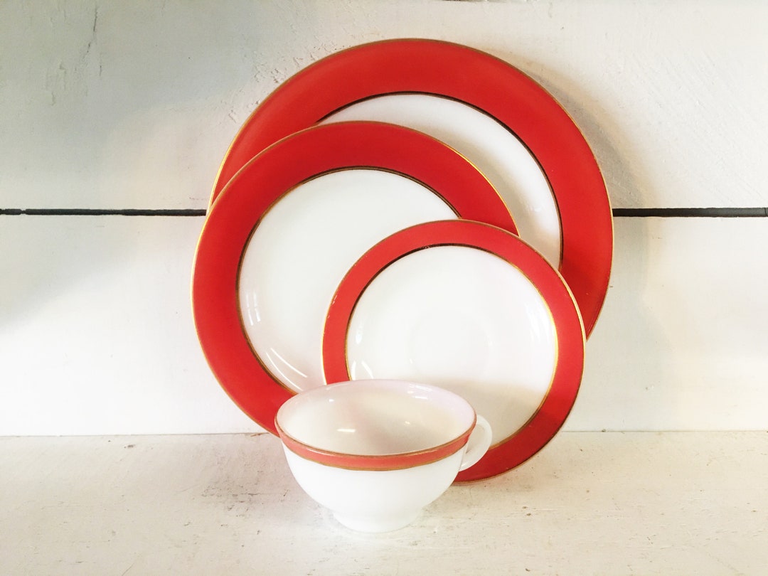 Pink Flamingo Pyrex Dinner Set/vintage Glass Coral and Gold Trimmed 4 ...