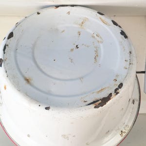 Very Large and Very Deep Rustic White and Red Trimmed Enamelware Basin ...