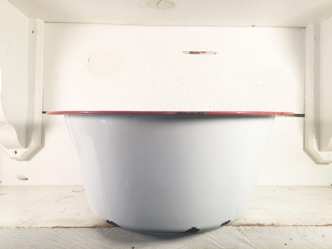 Very Large White and Red Trimmed Enamelware Bowl/basin/farmhouse ...