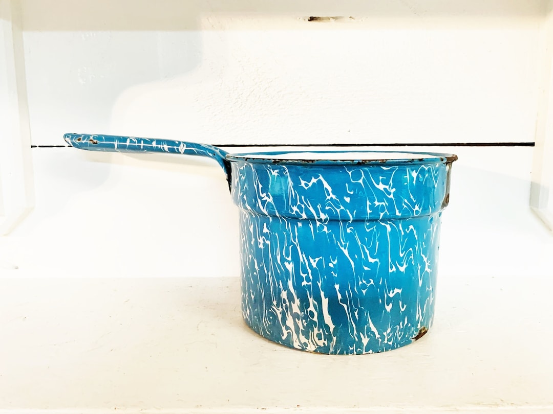 Vintage Rustic Blue and White Spatterware Large Enamel Sauce Pot ...