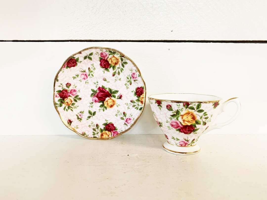 Royal Albert Old Country Roses Teacup and Saucer/blue Damask Series ...
