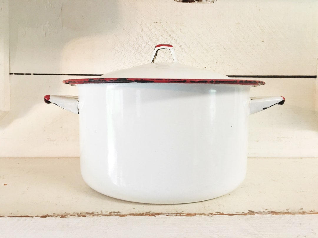 White and Red Trimmed Mid Sized Enamelware Stock Pot With Lid/farmhouse ...