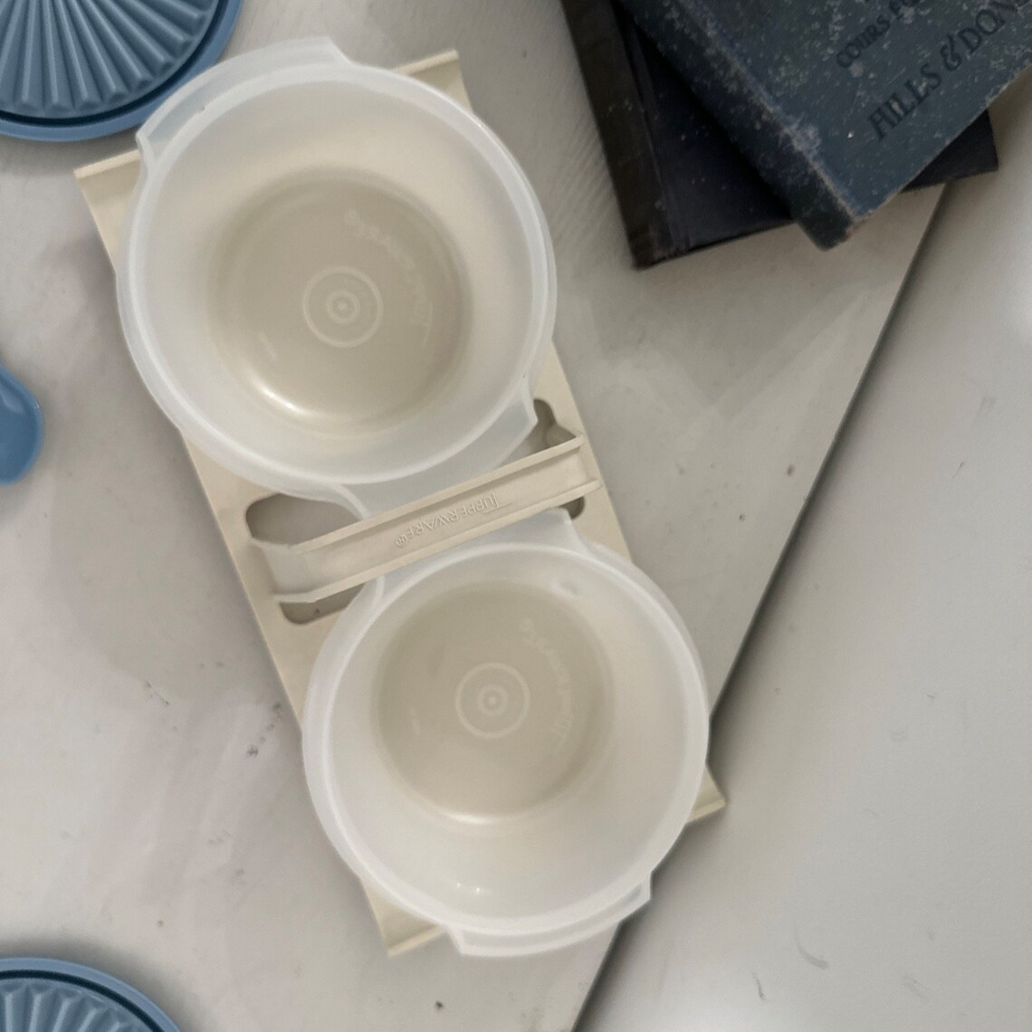 Vintage 7 Pc Tupperware Blue & Ivory Server Bowl/caddie Set - Etsy