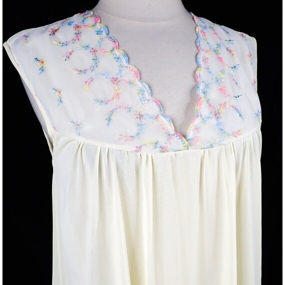 Vintage Pastel Yellow Nylon Long Nightgown Size S Rai… - Gem