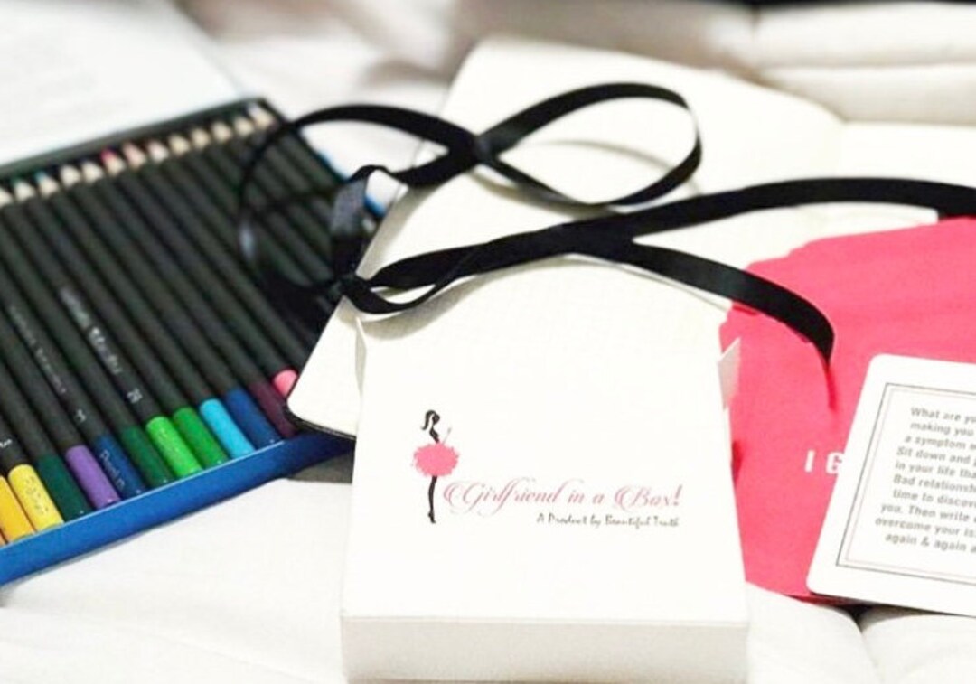 Affirmation Cards for Women - Girlfriend in A Box - Etsy