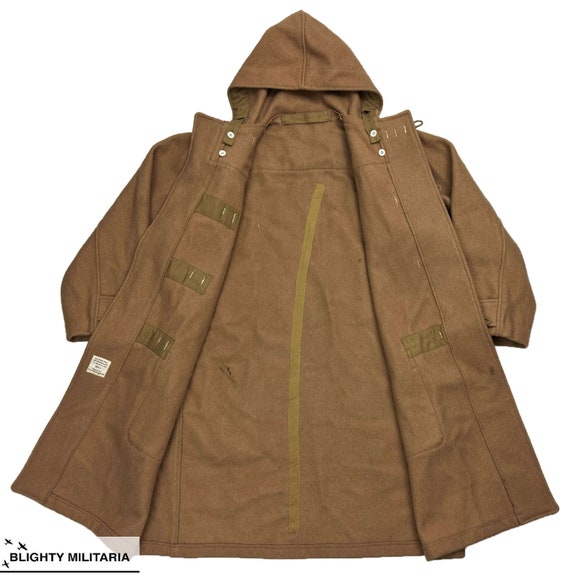 Original 1970s British Military Duffle Coat - Size 3 - Gem