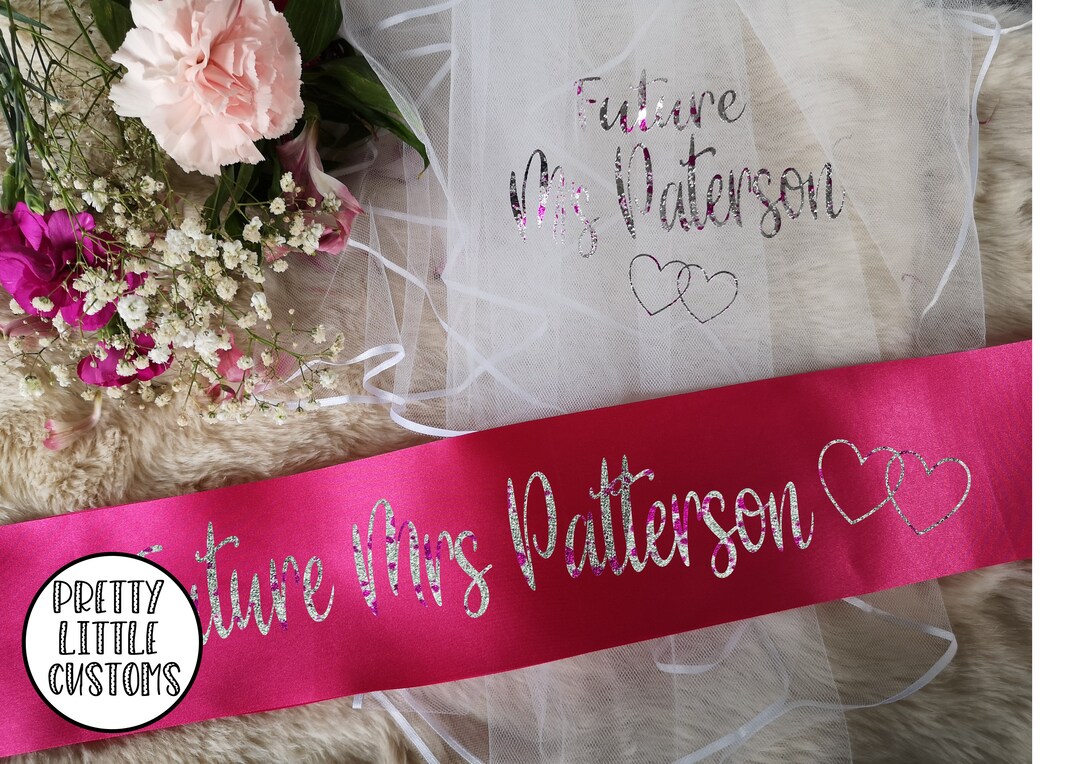 Personalised Future Mrs (your Name) Hen Party Veil & Sash Set - Pink ...