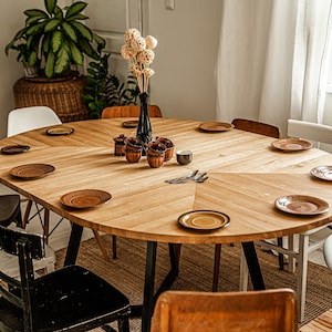Extendable Round Oak Dining Table, Herringbone Scandinavian Table ...