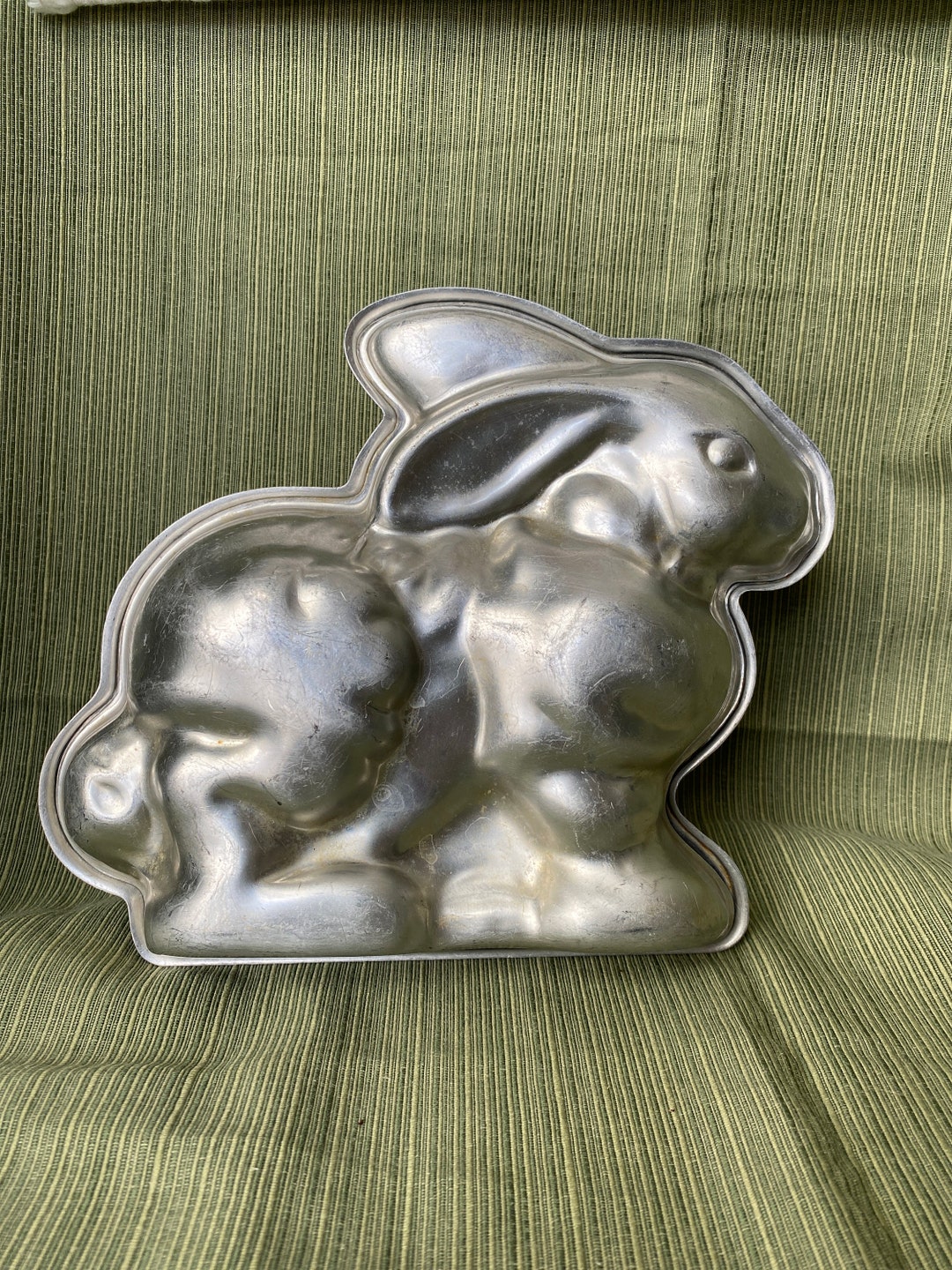 Vintage Bunny Cake Mold Aluminum 2 Piece 3D Spring Easter - Etsy