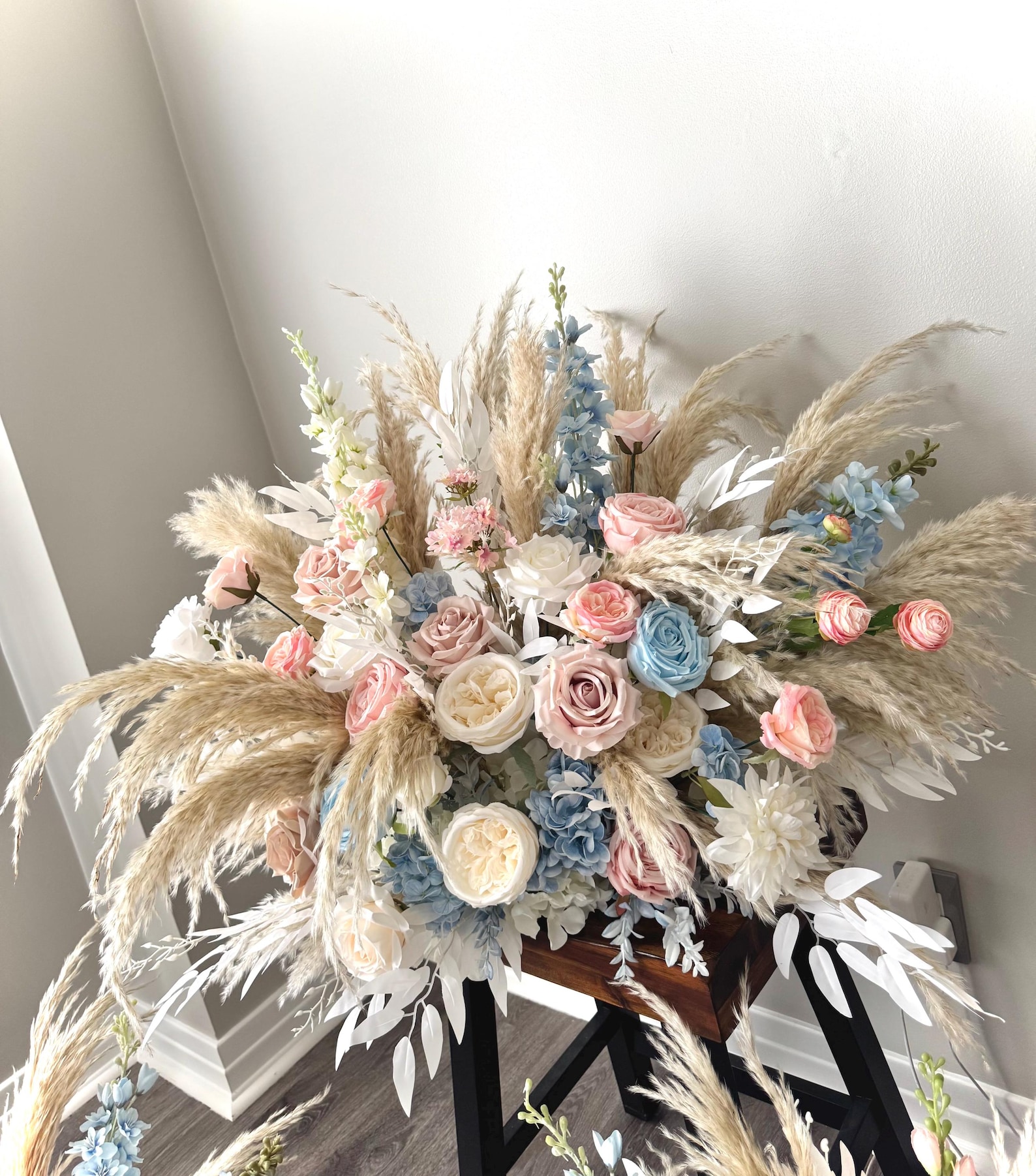 Floor Arch Free Standing Arch Arrangement Aisle Flowers White and Green ...