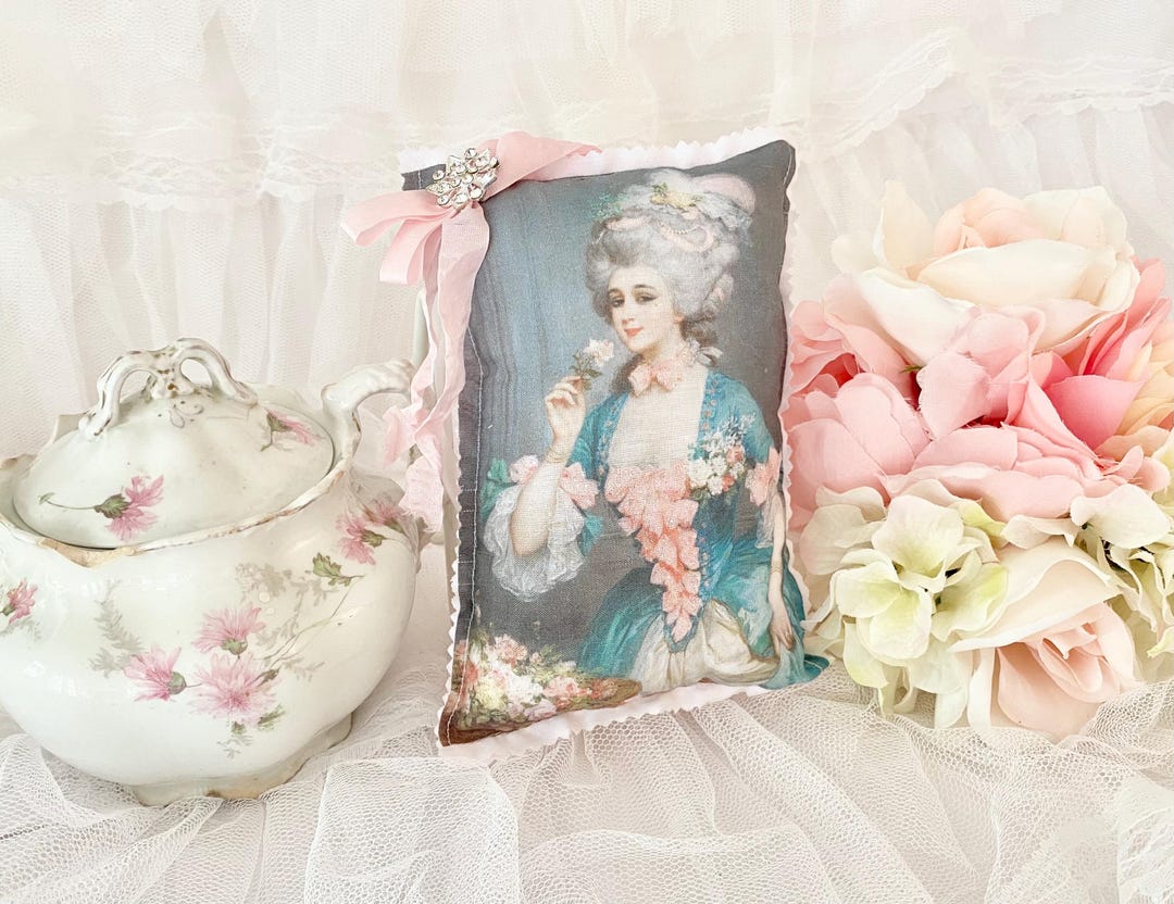Marie Antoinette Lavender Sachet, Shabby Chic Marie Antoinette Ornament ...