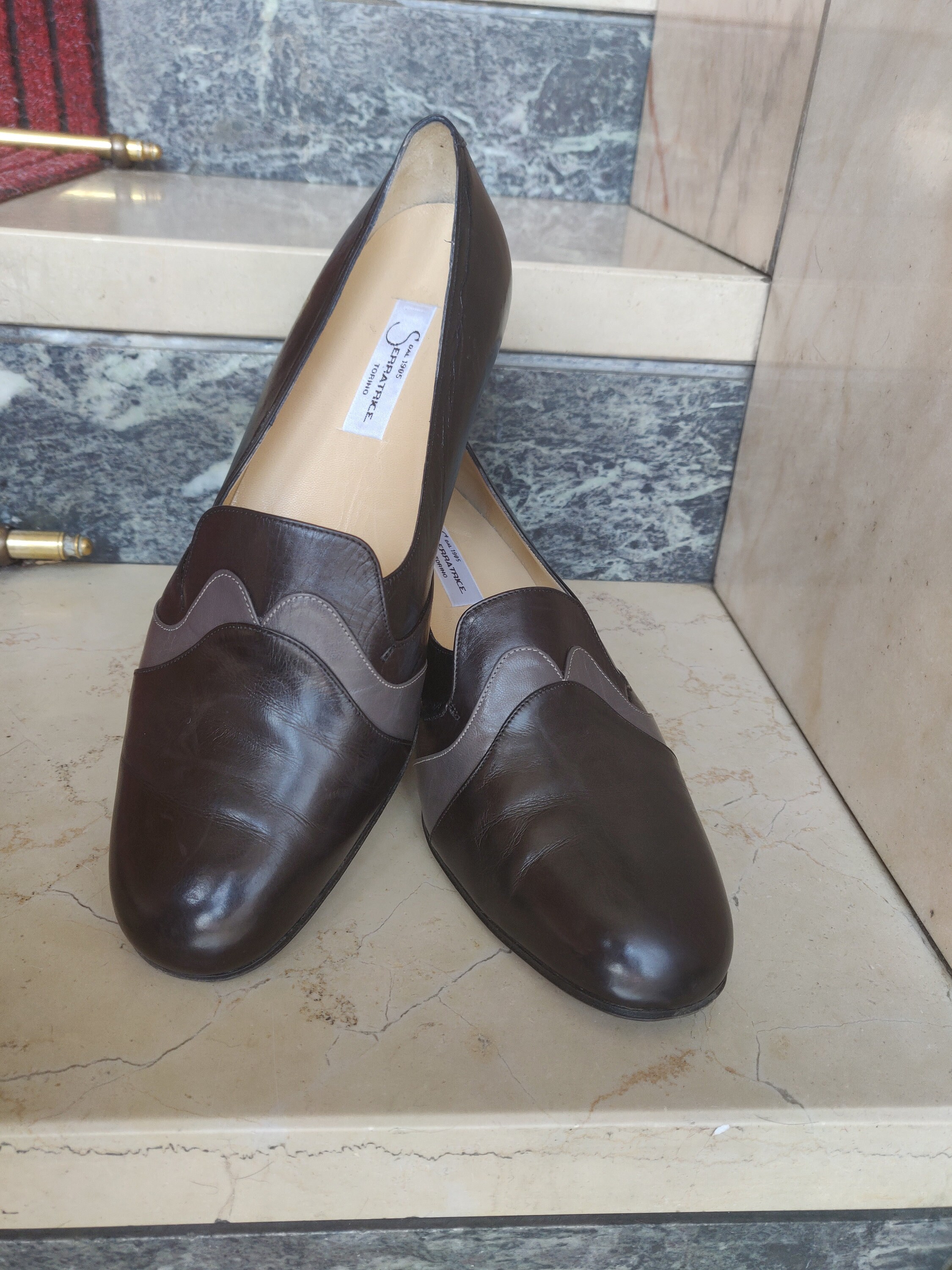 Bicolor Medium Low Hell Pumps Woman Leafer Butterfly Deco Original ...