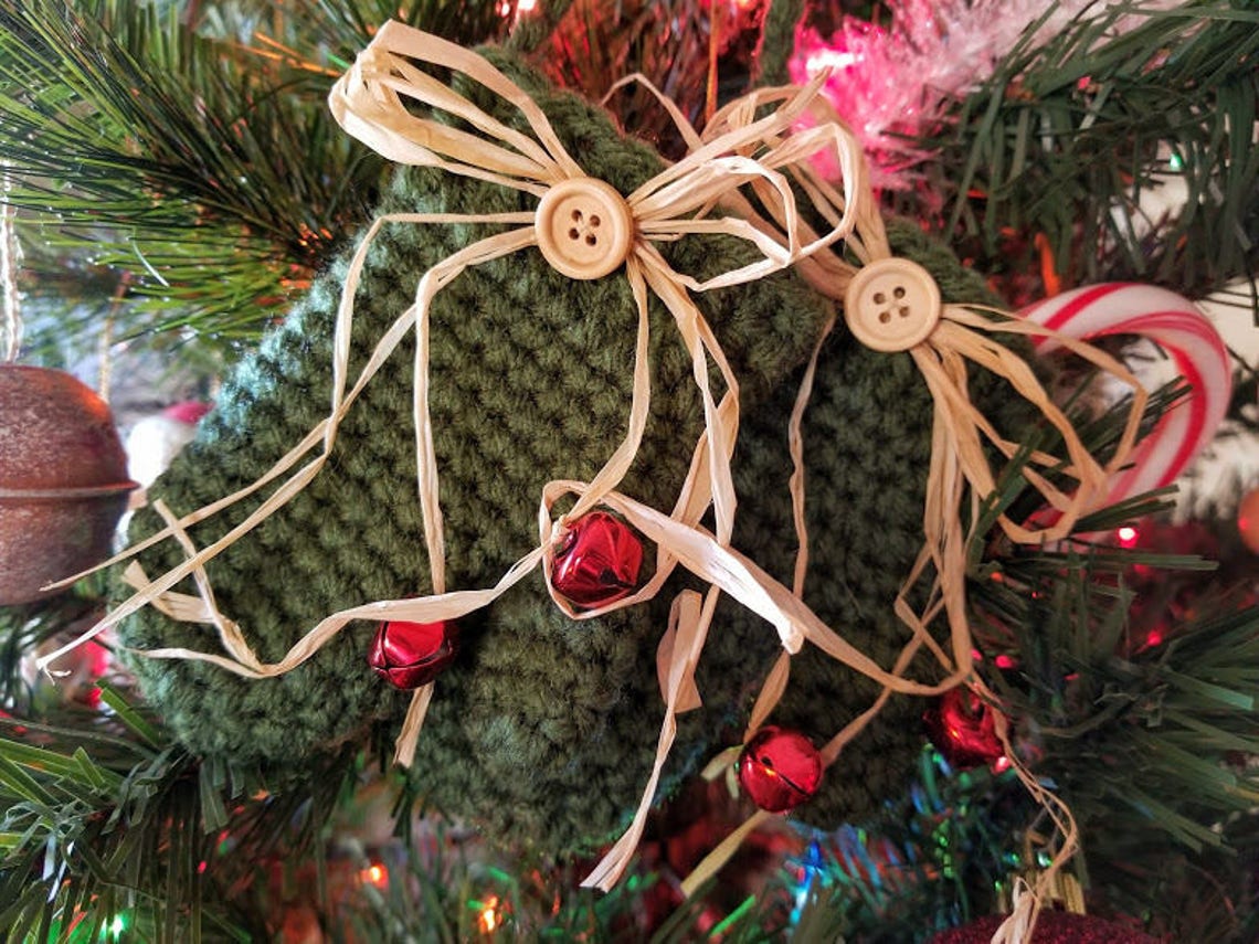 Crochet Hanging Mittens PATTERN ONLY Christmas Holiday - Etsy