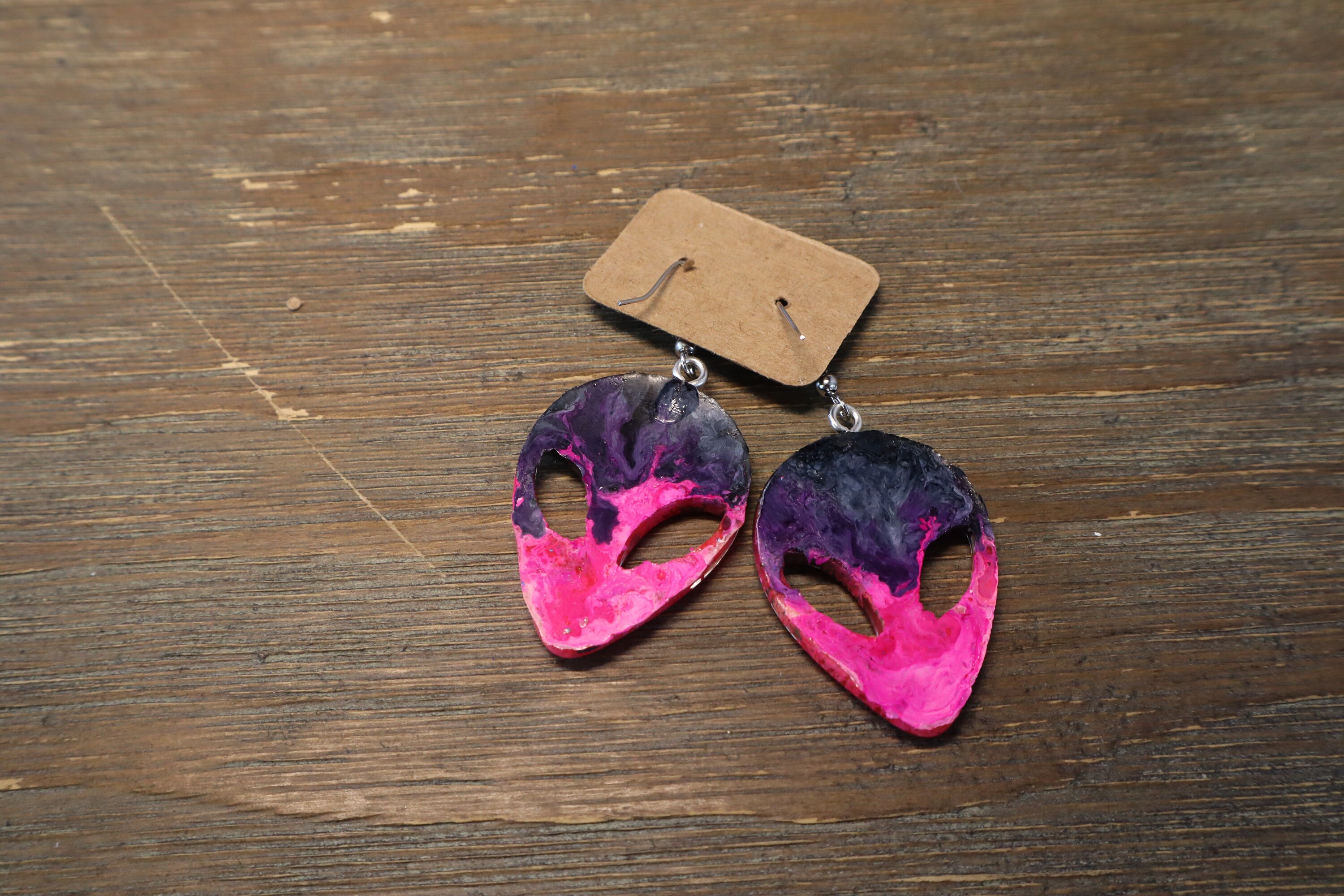 Multicolor Alien Head Earrings - Etsy.de