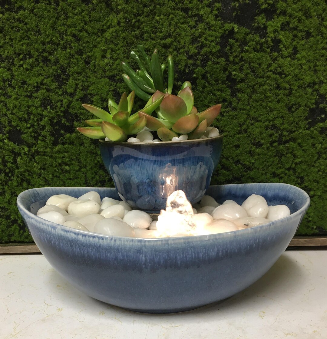 Tranquility Water Fountain Garden, Wavy Blue, White Pebbles LIVE ...