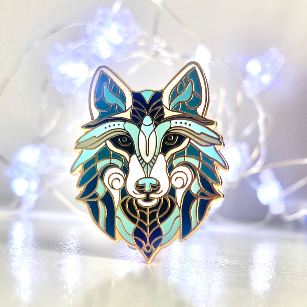 Mac Tíre: the Wolf of Ancient Ireland Enamel Pin - Etsy