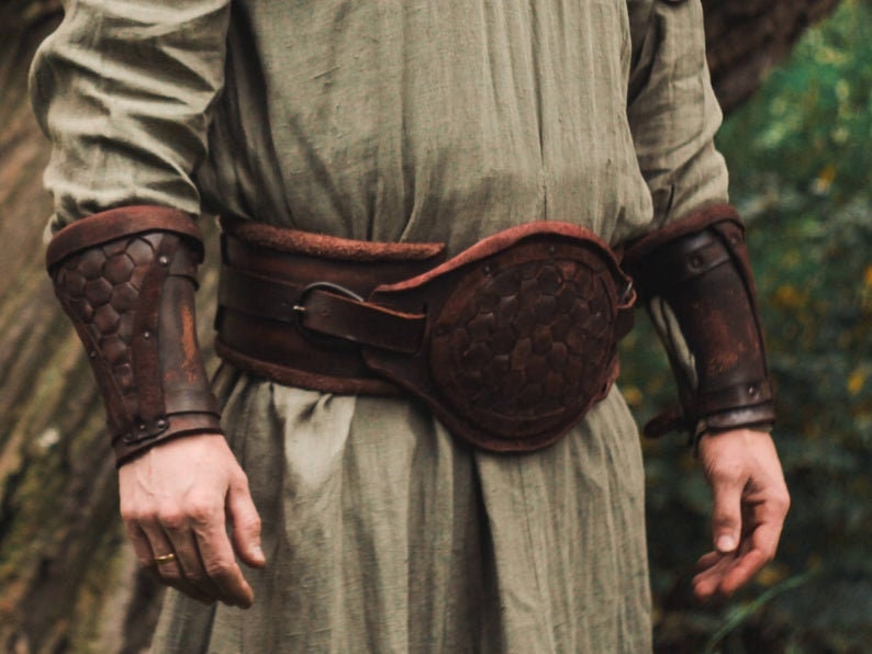 SET: Shoulder Armor Bracers Medieval Viking Men Costume | Etsy