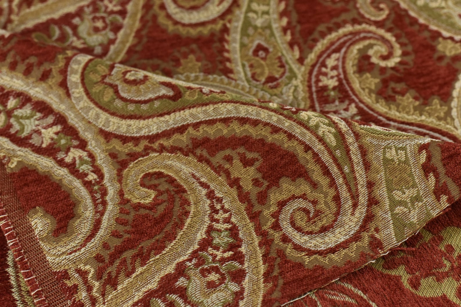 Heavy Weight Vintage Paisley Floral Jacquard Chenille Upholstery Fabric ...