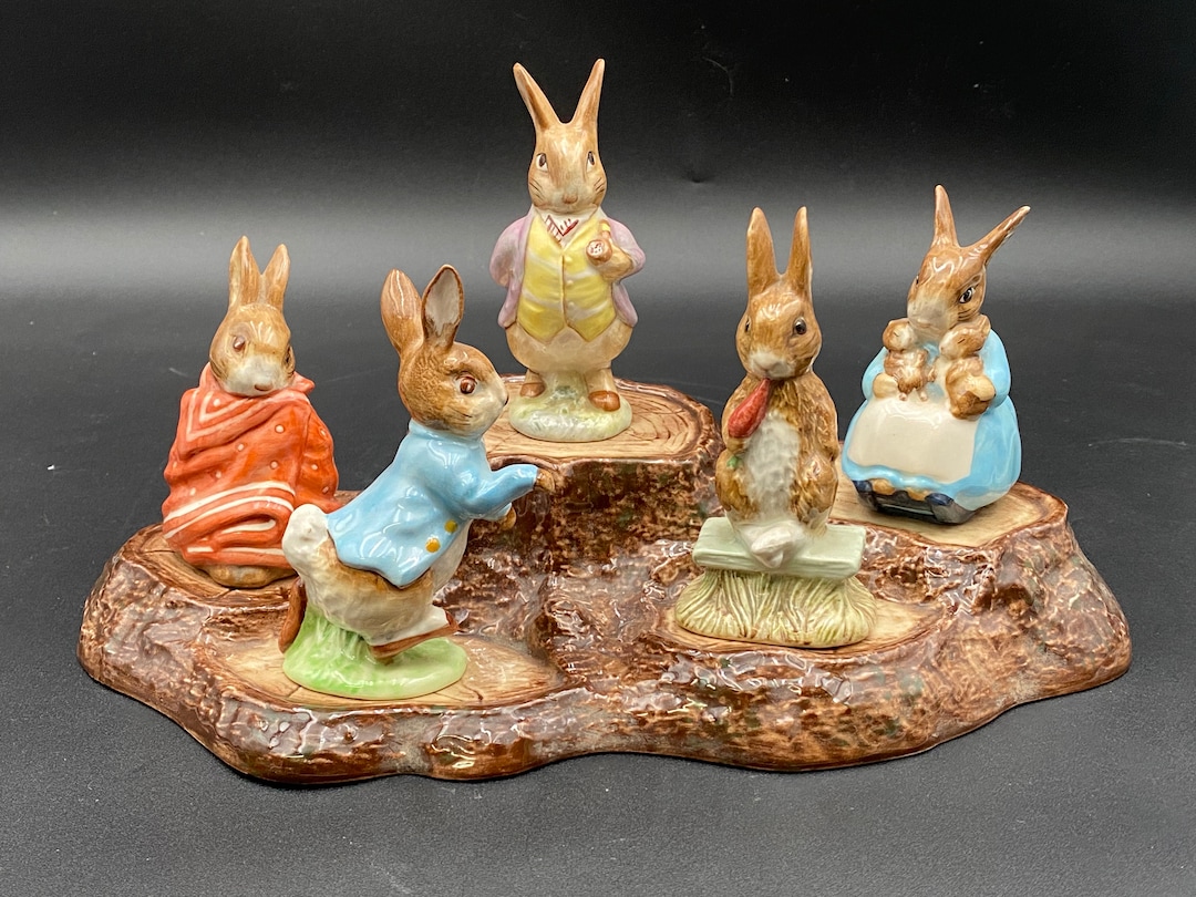 Beswick Beatrix Potter (5) Rabbit Figurines W/ Tree Trunk Stand Peter ...
