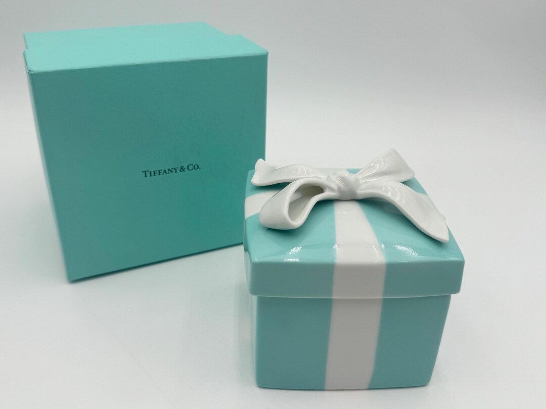Tiffany & Co Porcelain Blue White Ribbon Trinket Box Large 4” MIB - Etsy