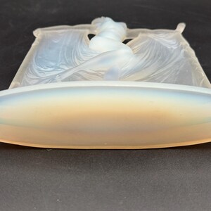 Rene Lalique France Opalascent Glass “suzanne” Figure Sculpture 9 1/4 ...