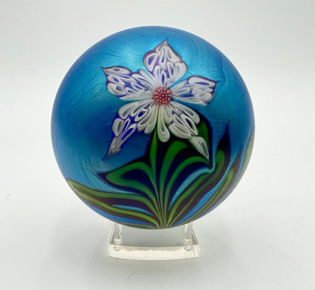1980 Orient Flume Art Glass Blue Iridescent Pulled Feather Floral ...