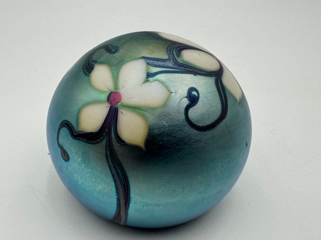 1976 Orient Flume Art Glass Iridescent Floral Paperweight 2 1/2” W ...