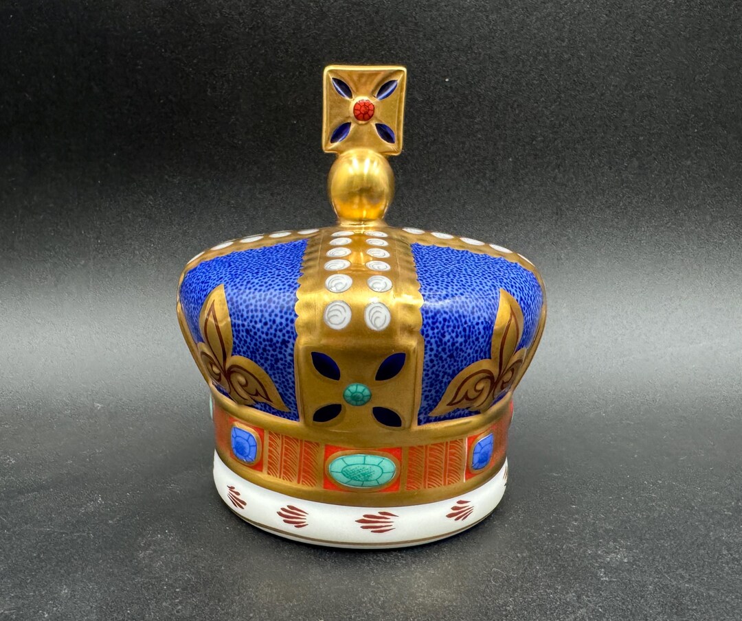 Royal Crown Derby 100th Anniversary Queen Elizabeth Crown Paperweight ...