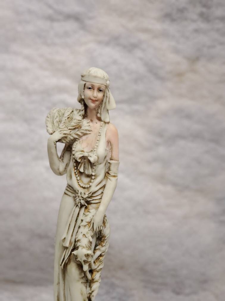 Belcari Figurines for sale | Only 2 left at -65%