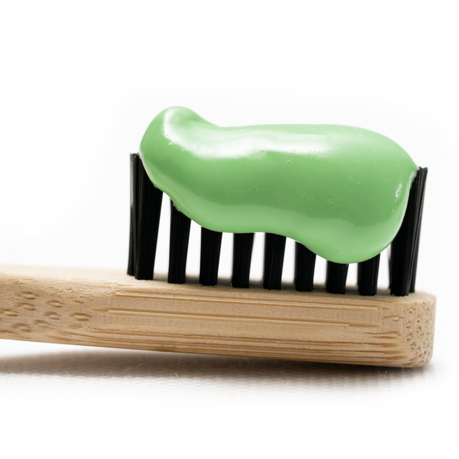 Anti-plaque Whitening Toothpaste organic Plant Based Sustainable ...