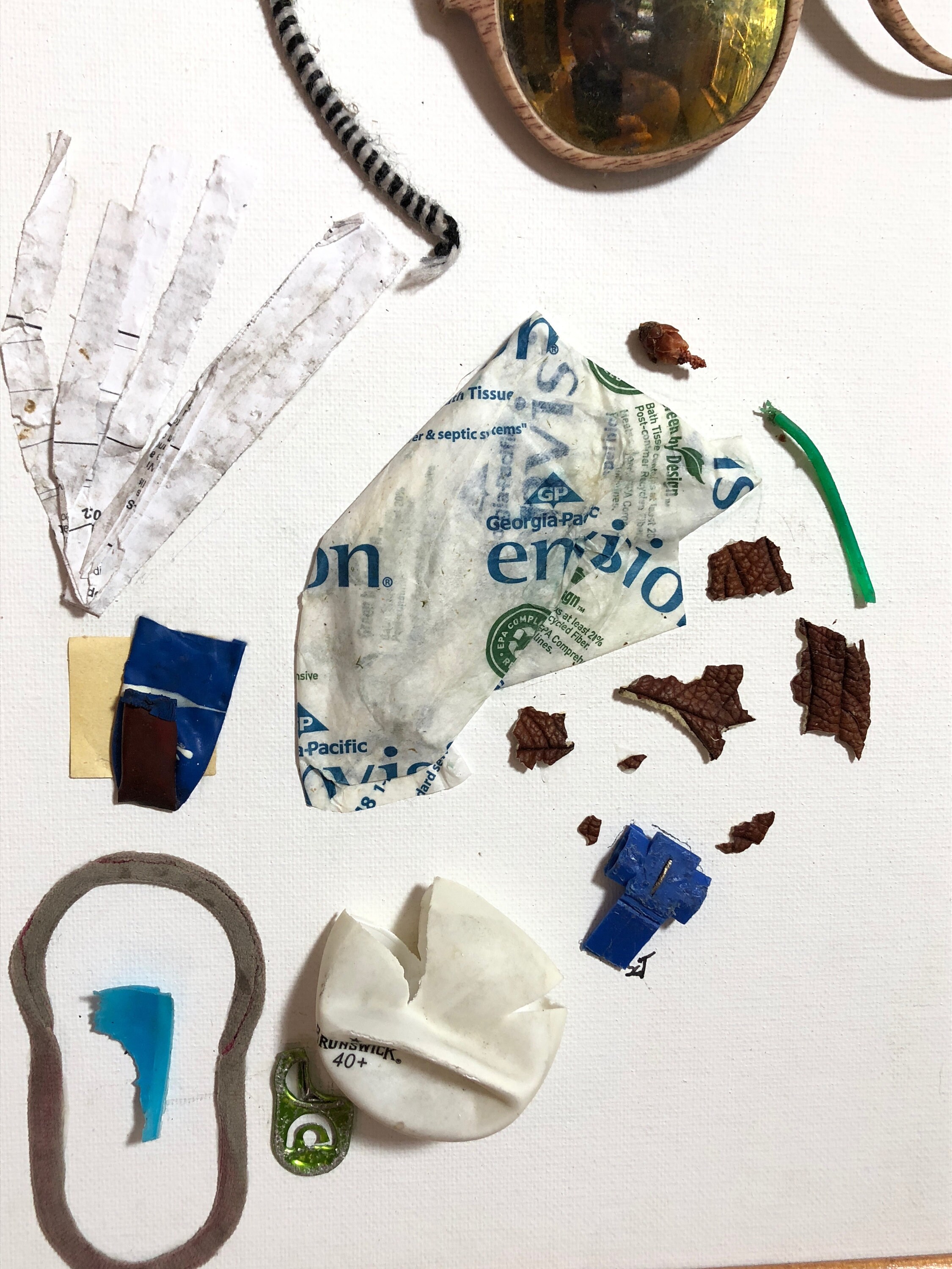 5-30-2018 - Modern Abstract "found Object Placing" Assemblage Art 14 X ...