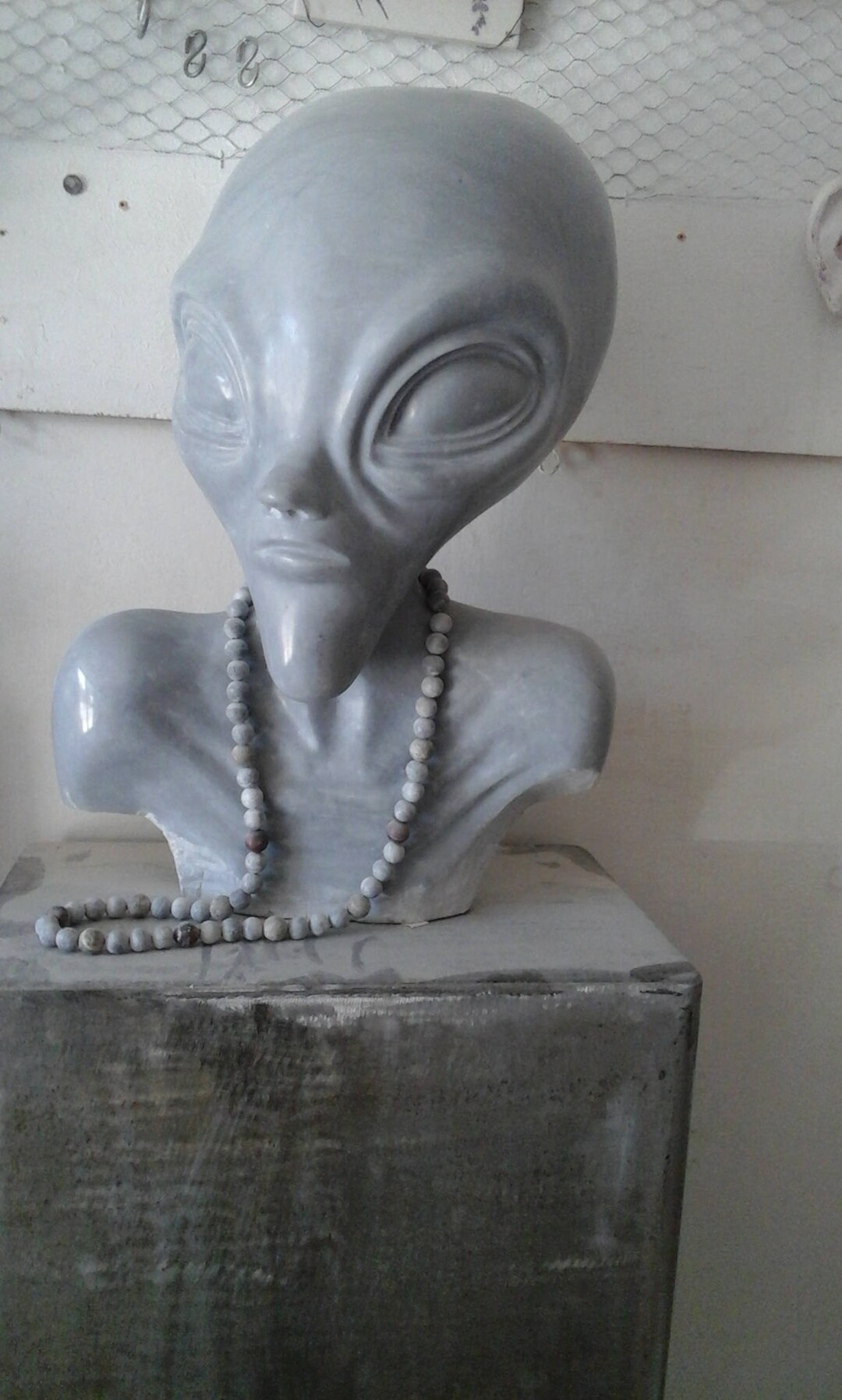Alien in Gray Bardiglio Marble - Etsy