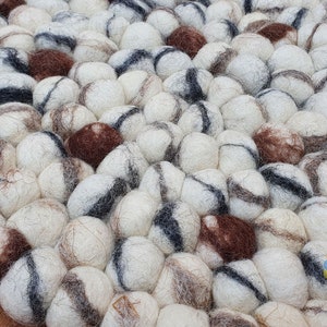 Round Felt Ball Rug. TD 11 Tie Dye Wool Ball Rug . Pebble Wool Rug ...