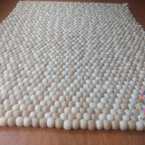 Handmade Wool Felt Ball Rug: White & Off-white - Etsy