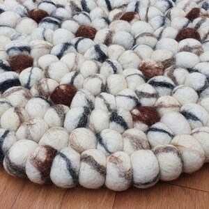 Round Felt Ball Rug. TD 11 Tie Dye Wool Ball Rug . Pebble Wool Rug ...
