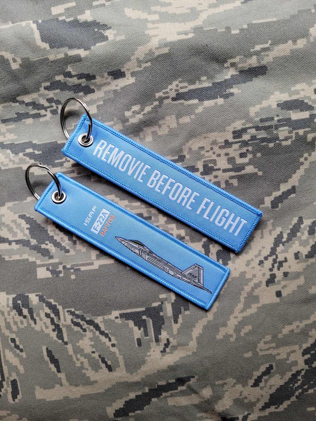 ISAF Mobius Squadron F-22 Keychain - Etsy