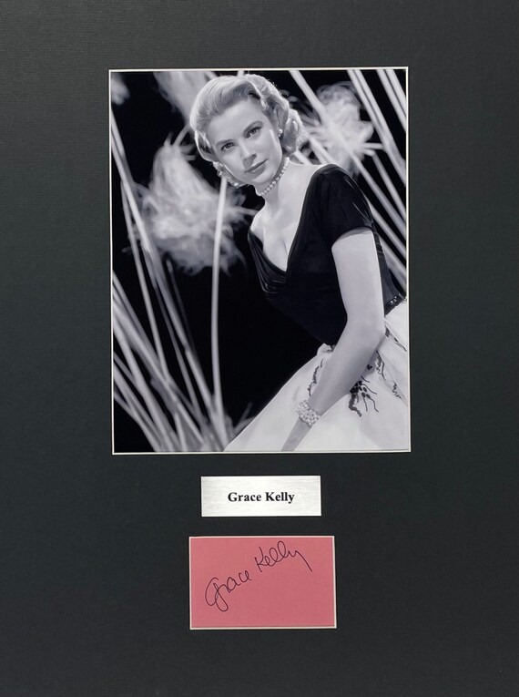 Grace Kelly Autograph