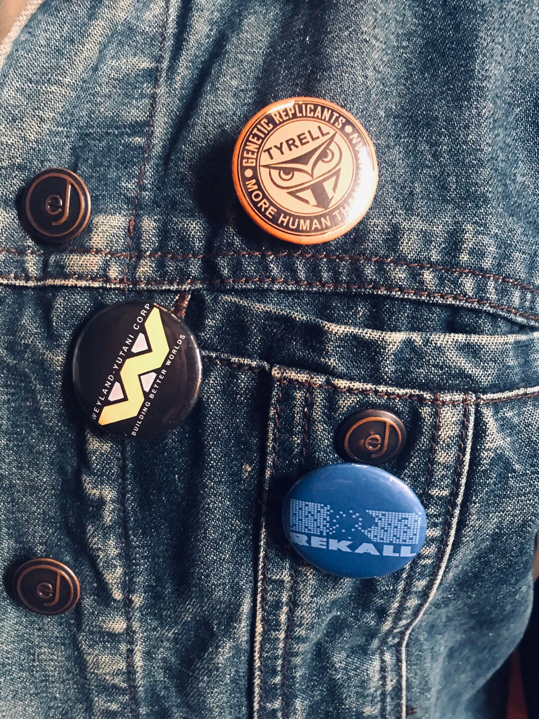 BADGES - Movies Corporation - Etsy
