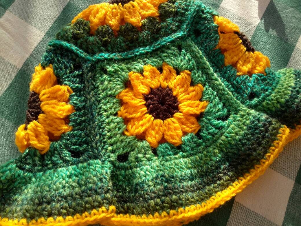 Evergreen Sunflower Bucket Hat | Crochet | Flower Hat | Gardencore ...