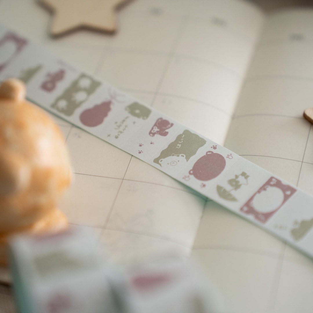 Kuma Label Sticker - Etsy