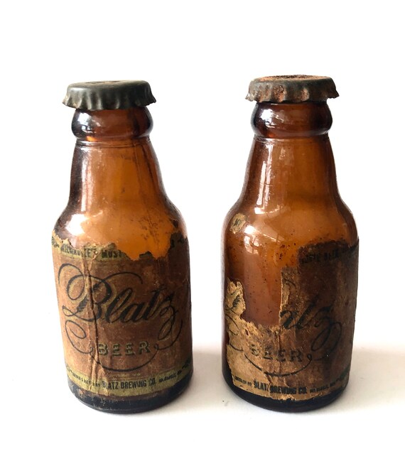 Vintage Blatz Beer Bottle Salt & Pepper Shakers - Etsy