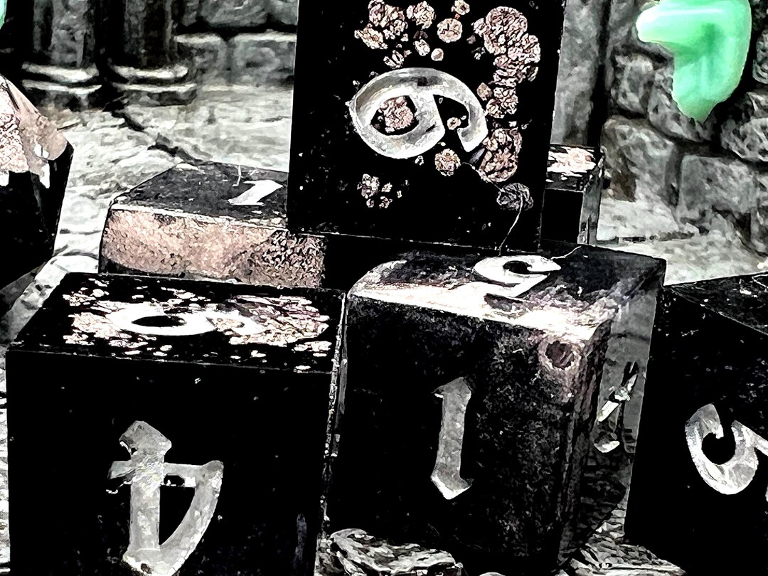 Knife in the Dark - an Assassin’s Dice Set With Extra Sneak Attack Die ...